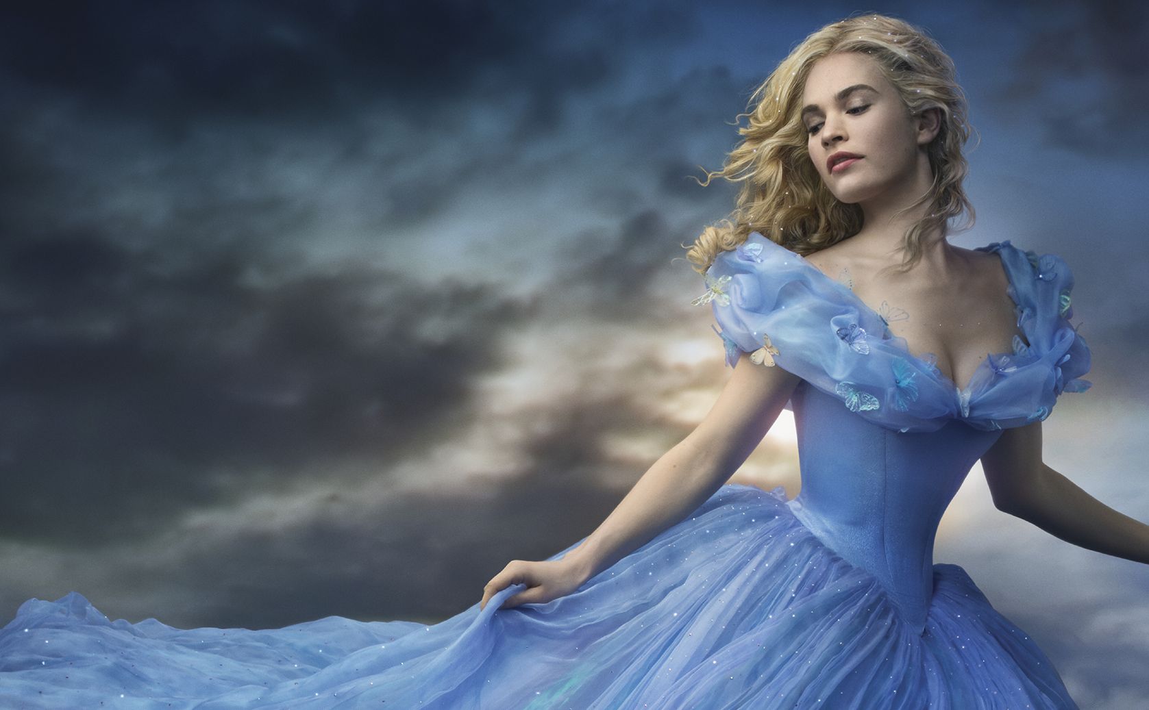 Pogledajte trailer, poster i nove fotografije za Disneyjev igrani film ...